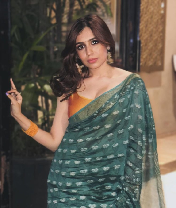 Shrishti Ganguli Rindani Biography: Wiki, Age, Height, Boyfriend ...