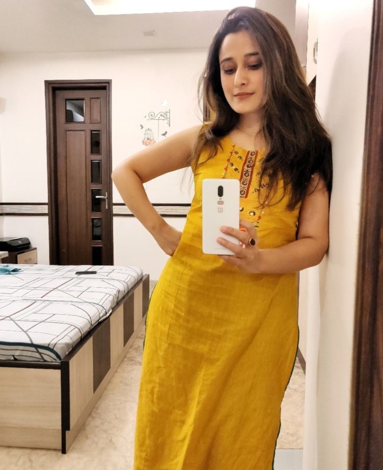 Aleena Rais Biography: Wiki, Age, Height, Boyfriend, Family, Photos ...